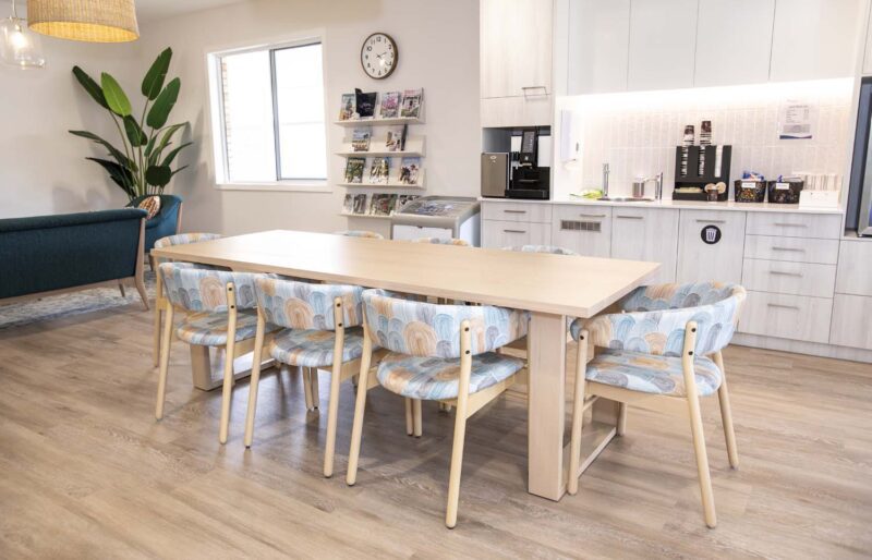 Getting the Aged Care Dining Experience Right | FHG Furniture